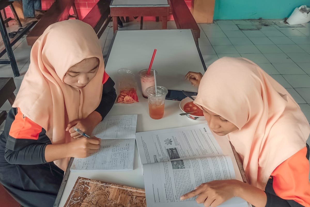 Pendidikan Karakter di Indonesia: Slogan atau Kebutuhan? - Sabili.id